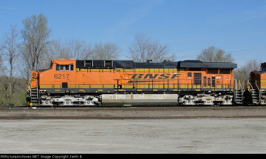 BNSF 6217